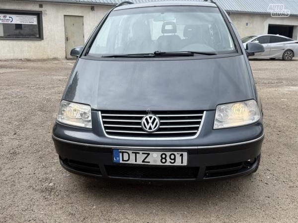 Volkswagen Sharan 2005 in Siauliai, with an engine capacity of 1.90 L and mileage of 375 thousand km for 1800 €, photo 2 on AUTOMOTO.COM.LV
