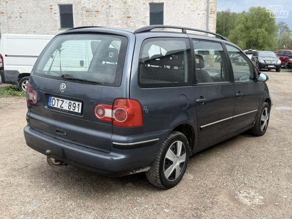 Volkswagen Sharan 2005 in Siauliai, with an engine capacity of 1.90 L and mileage of 375 thousand km for 1800 €, photo 4 on AUTOMOTO.COM.LV