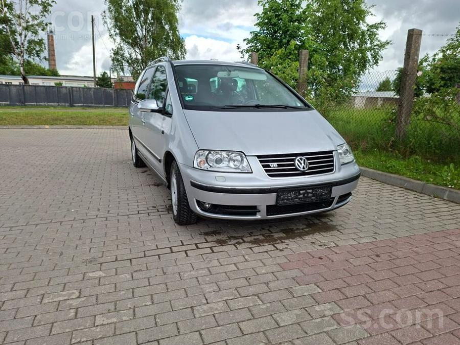 Volkswagen Sharan 2005 Rēzekne, ar dzinēja tilpumu 2.80 L un nobraukumu 230 tūkst. km par 2500 €, foto 1 vietnē AUTOMOTO.COM.LV
