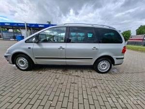 Volkswagen Sharan 2005 Rēzekne, ar dzinēja tilpumu 2.80 L un nobraukumu 230 tūkst. km par 2500 €, foto 4 vietnē AUTOMOTO.COM.LV