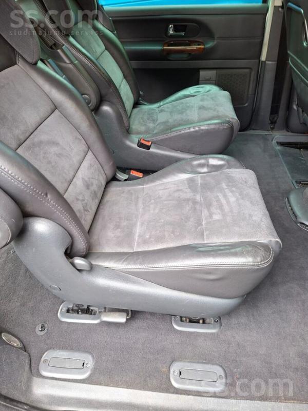 Volkswagen Sharan 2005 in Rezekne, with an engine capacity of 2.80 L and mileage of 230 thousand km for 2500 €, photo 8 on AUTOMOTO.COM.LV