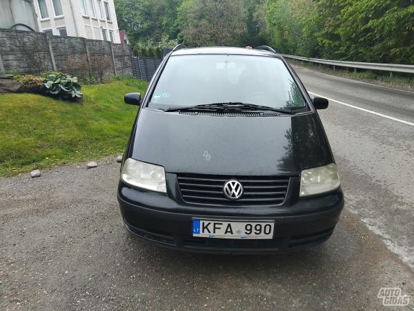Volkswagen Sharan 2005 in Kaunas, with an engine capacity of 1.90 L and mileage of 385 thousand km for 1700 €, photo 1 on AUTOMOTO.COM.LV