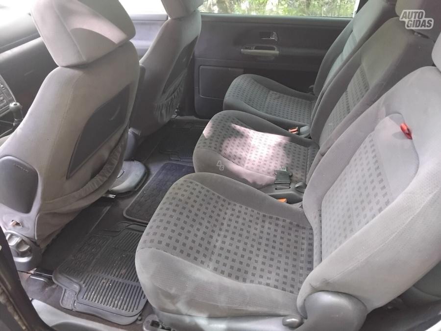 Volkswagen Sharan 2005 Kauņa, ar dzinēja tilpumu 1.90 L un nobraukumu 385 tūkst. km par 1700 €, foto 9 vietnē AUTOMOTO.COM.LV