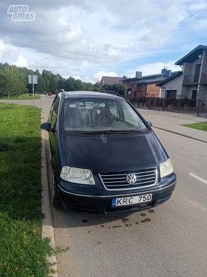 Volkswagen Sharan 2005 in Siauliai, with an engine capacity of 1.80 L and mileage of 317 thousand km for 1990 €, photo  on AUTOMOTO.COM.LV