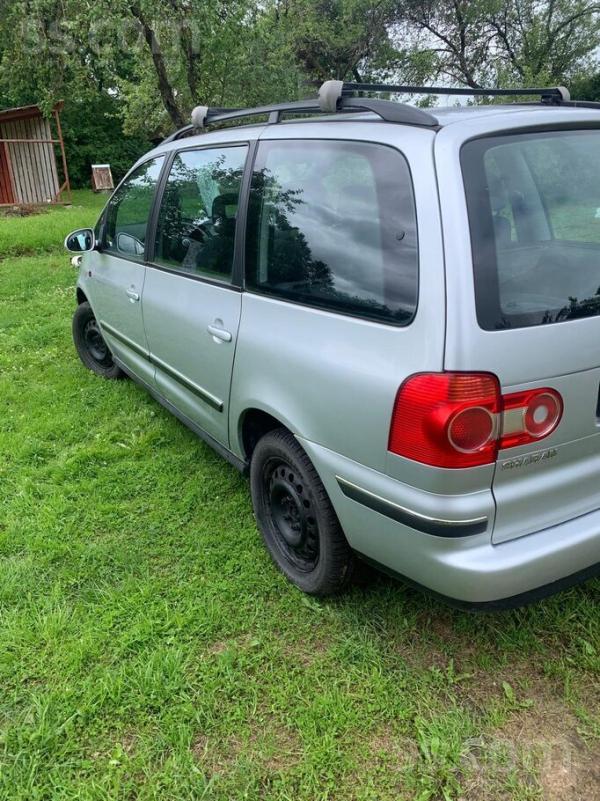 Volkswagen Sharan 2006 Daugavpils, ar dzinēja tilpumu 1.90 L un nobraukumu 394 tūkst. km par 2250 €, foto 4 vietnē AUTOMOTO.COM.LV