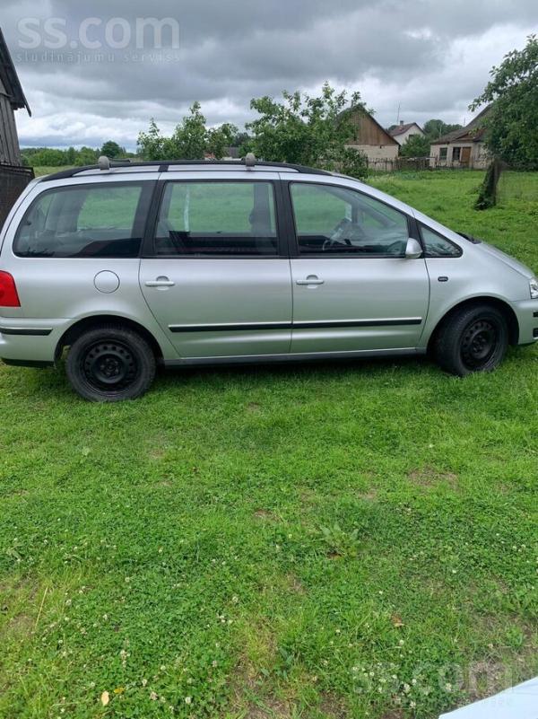 Volkswagen Sharan 2006 Daugavpils, ar dzinēja tilpumu 1.90 L un nobraukumu 394 tūkst. km par 2250 €, foto 5 vietnē AUTOMOTO.COM.LV