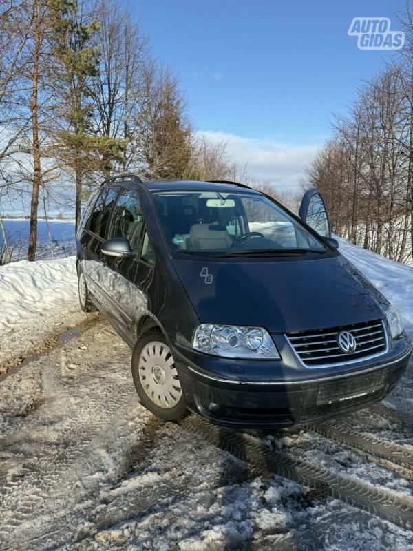 Volkswagen Sharan 2006 in Panevezys, with an engine capacity of 2.00 L and mileage of 286 thousand km for 3000 €, photo 8 on AUTOMOTO.COM.LV
