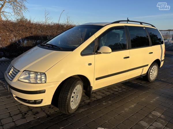 Volkswagen Sharan 2006 in Telschi, with an engine capacity of 2.00 L and mileage of 415 thousand km for 1900 €, photo 2 on AUTOMOTO.COM.LV