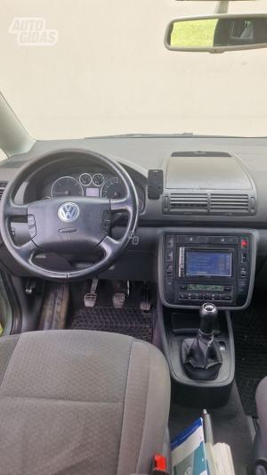 Volkswagen Sharan 2006 Panevēža, ar dzinēja tilpumu 1.90 L un nobraukumu 321 tūkst. km par 2700 €, foto 7 vietnē AUTOMOTO.COM.LV