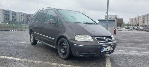 Volkswagen Sharan 2006 in Vilnius, with an engine capacity of 1.90 L and mileage of 400 thousand km for 530 €, photo 3 on AUTOMOTO.COM.LV