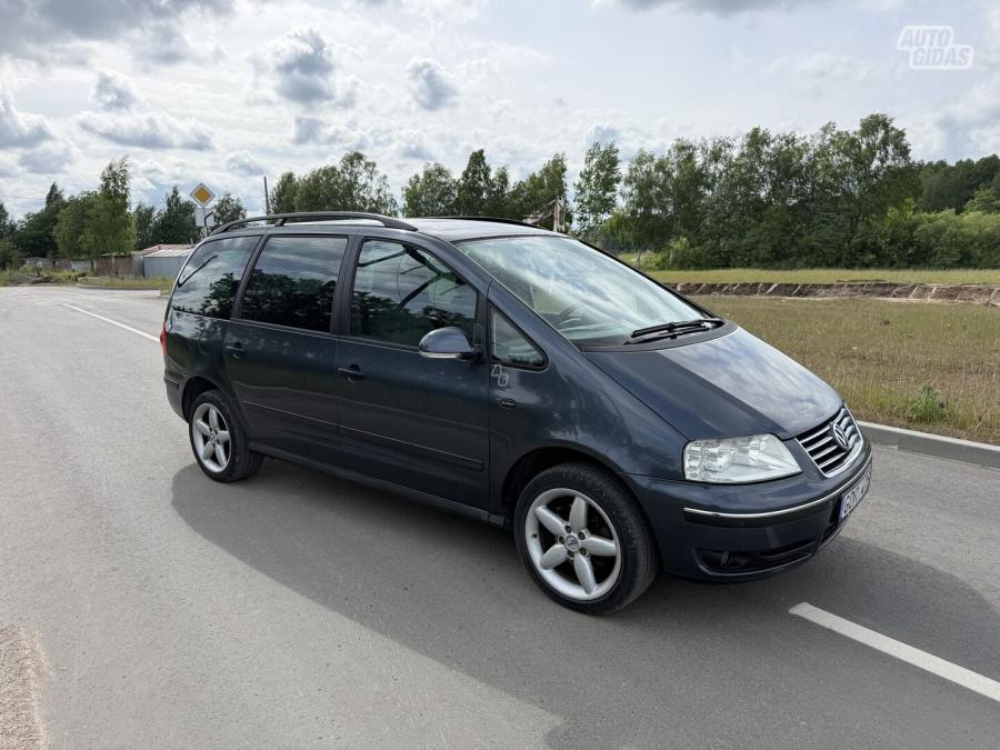Volkswagen Sharan 2006 Šauļi, ar dzinēja tilpumu 1.90 L un nobraukumu 379 tūkst. km par 1290 €, foto 1 vietnē AUTOMOTO.COM.LV