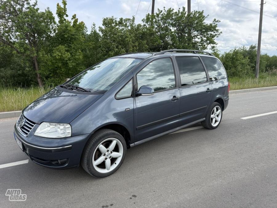 Volkswagen Sharan 2006 Šauļi, ar dzinēja tilpumu 1.90 L un nobraukumu 379 tūkst. km par 1290 €, foto 3 vietnē AUTOMOTO.COM.LV