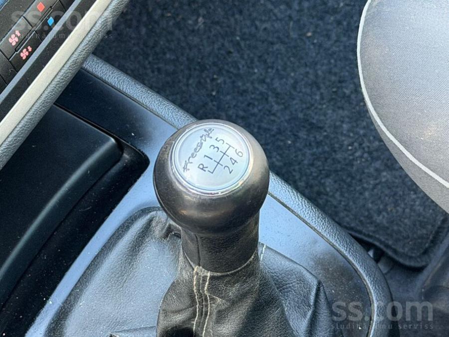 Volkswagen Sharan 2006 in Bauska, with an engine capacity of 2.00 L and mileage of 314 thousand km for 3350 €, photo 20 on AUTOMOTO.COM.LV
