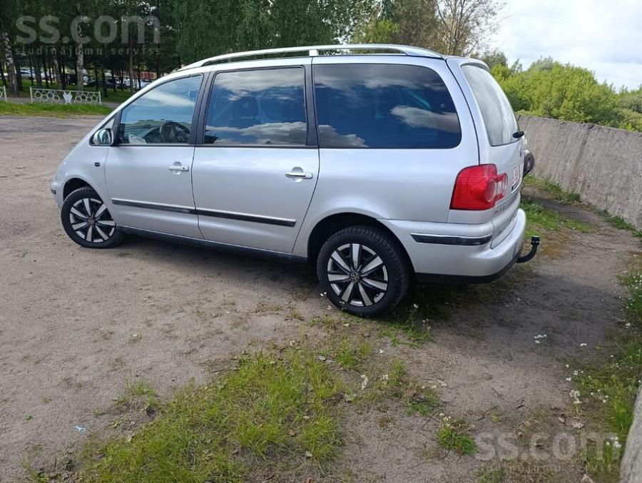 Volkswagen Sharan 2006 Rēzekne, ar dzinēja tilpumu 2.00 L un nobraukumu 0 tūkst. km par 3400 €, foto 3 vietnē AUTOMOTO.COM.LV