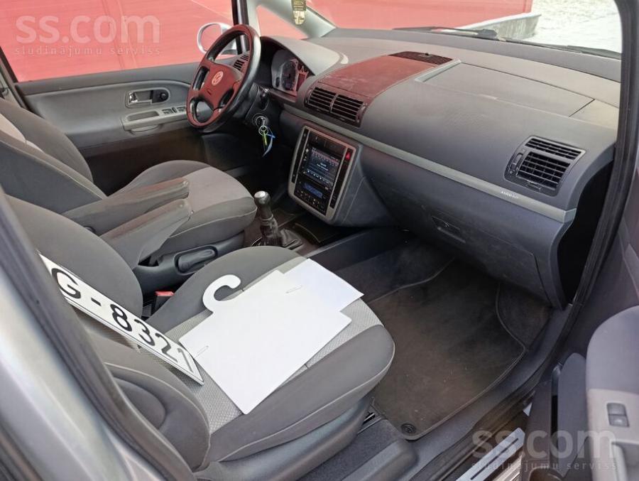Volkswagen Sharan 2006 Rēzekne, ar dzinēja tilpumu 2.00 L un nobraukumu 0 tūkst. km par 3400 €, foto 10 vietnē AUTOMOTO.COM.LV