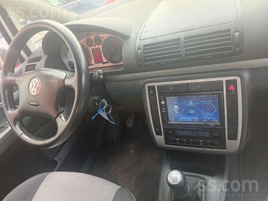 Volkswagen Sharan 2006 Rēzekne, ar dzinēja tilpumu 2.00 L un nobraukumu 0 tūkst. km par 3400 €, foto 11 vietnē AUTOMOTO.COM.LV