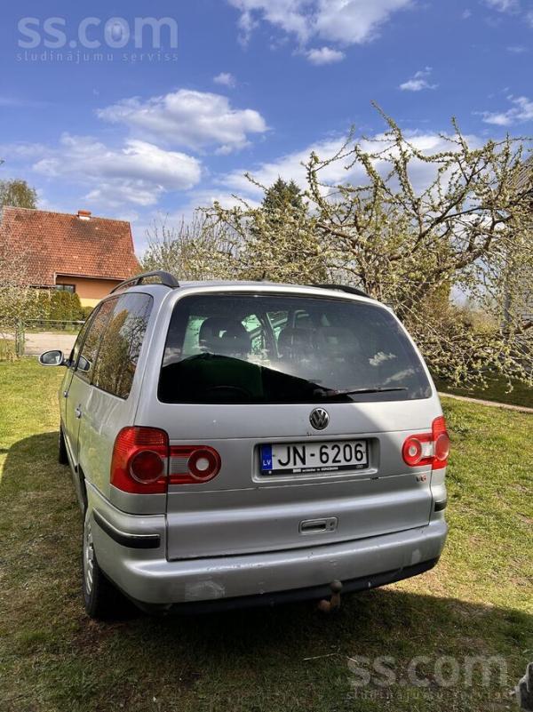 Volkswagen Sharan 2006 Rīga, ar dzinēja tilpumu 2.00 L un nobraukumu 480 tūkst. km par 1500 €, foto 2 vietnē AUTOMOTO.COM.LV