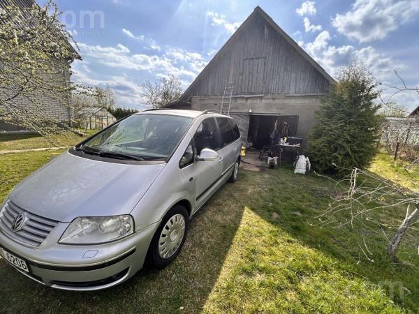 Volkswagen Sharan 2006 Rīga, ar dzinēja tilpumu 2.00 L un nobraukumu 480 tūkst. km par 1500 €, foto 3 vietnē AUTOMOTO.COM.LV