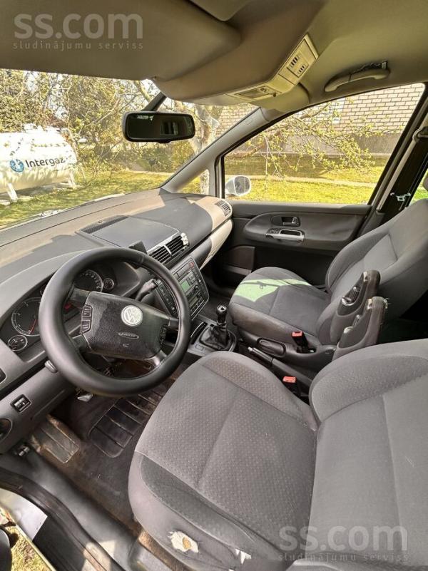 Volkswagen Sharan 2006 Rīga, ar dzinēja tilpumu 2.00 L un nobraukumu 480 tūkst. km par 1500 €, foto 8 vietnē AUTOMOTO.COM.LV