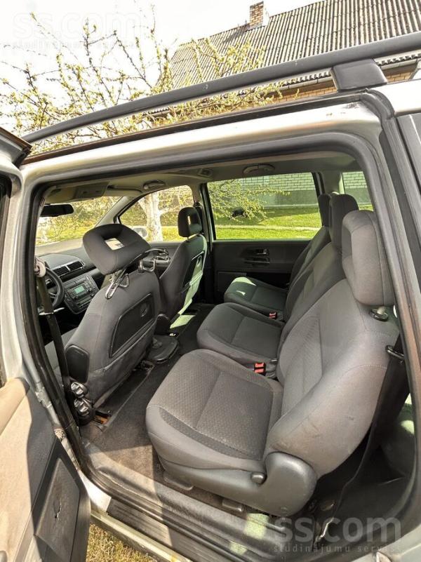 Volkswagen Sharan 2006 Rīga, ar dzinēja tilpumu 2.00 L un nobraukumu 480 tūkst. km par 1500 €, foto 9 vietnē AUTOMOTO.COM.LV