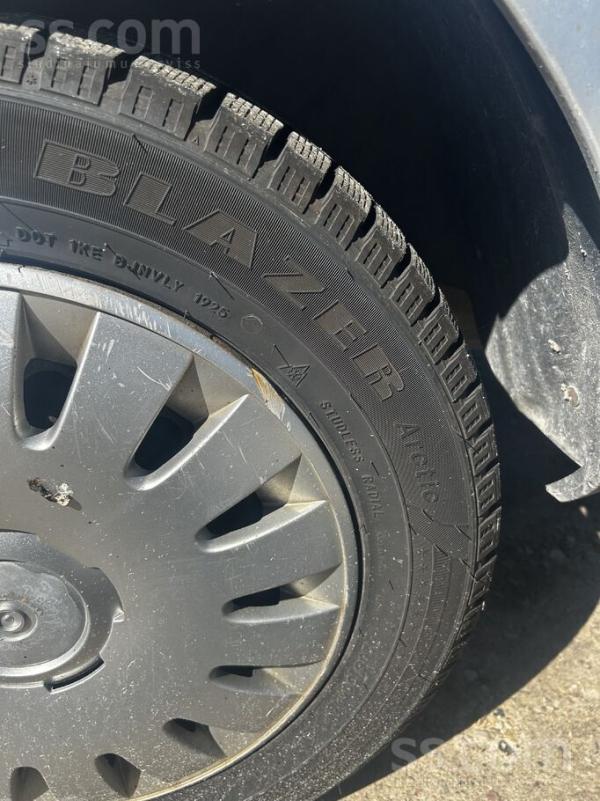 Volkswagen Sharan 2006 Rīga, ar dzinēja tilpumu 2.00 L un nobraukumu 480 tūkst. km par 1500 €, foto 10 vietnē AUTOMOTO.COM.LV