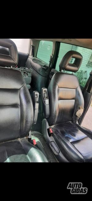 Volkswagen Sharan 2006 Kauņa, ar dzinēja tilpumu 1.90 L un nobraukumu 333 tūkst. km par 390 €, foto 3 vietnē AUTOMOTO.COM.LV