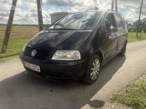 Volkswagen Sharan 2006 in Siauliai, with an engine capacity of 1.90 L and mileage of 314 thousand km for 850 €, photo 4 on AUTOMOTO.COM.LV