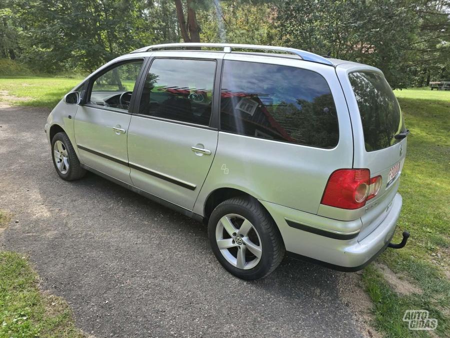 Volkswagen Sharan 2006 in Ignalina, with an engine capacity of 2.00 L and mileage of 268 thousand km for 2950 €, photo 7 on AUTOMOTO.COM.LV