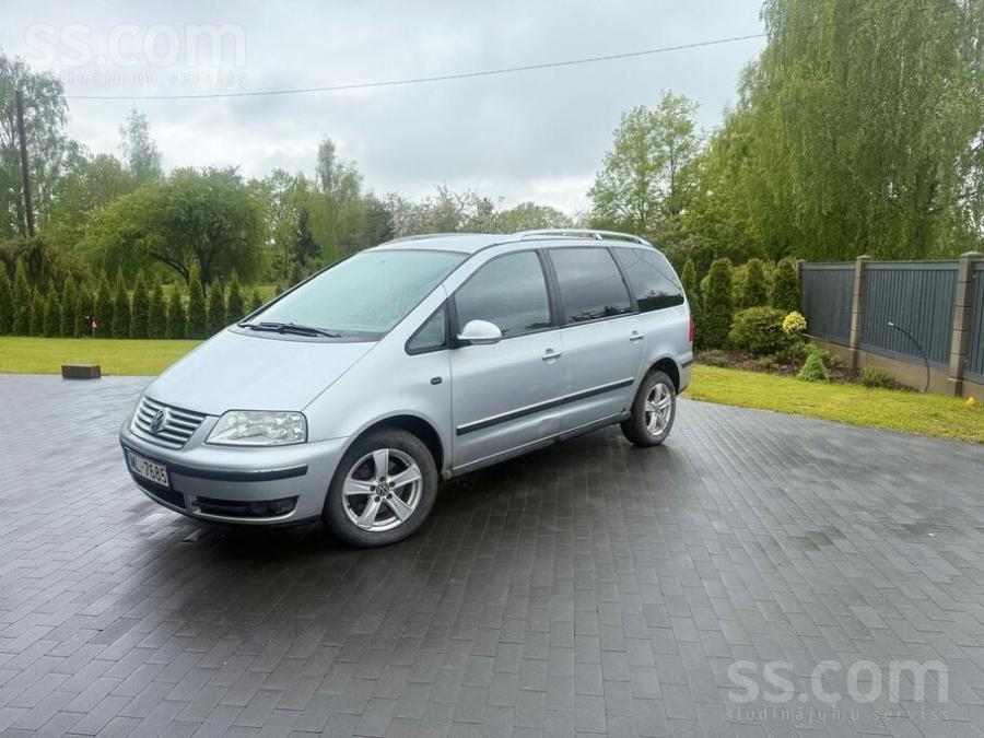Volkswagen Sharan 2007 in Bauska, with an engine capacity of 2.00 L and mileage of 331 thousand km for 1500 €, photo 1 on AUTOMOTO.COM.LV