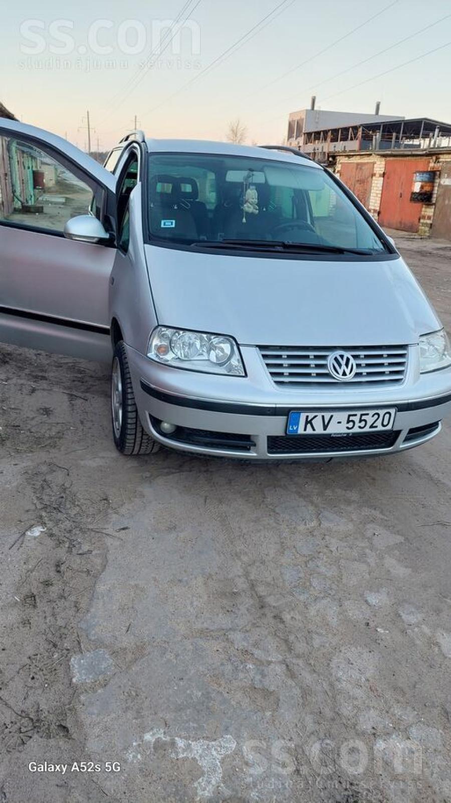 Volkswagen Sharan 2007 in Daugavpils, with an engine capacity of 2.00 L and mileage of 292 thousand km for 3800 €, photo 1 on AUTOMOTO.COM.LV