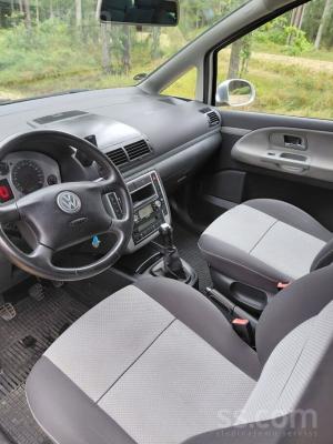 Volkswagen Sharan 2007 Rēzekne, ar dzinēja tilpumu 2.00 L un nobraukumu 0 tūkst. km par 4700 €, foto 9 vietnē AUTOMOTO.COM.LV