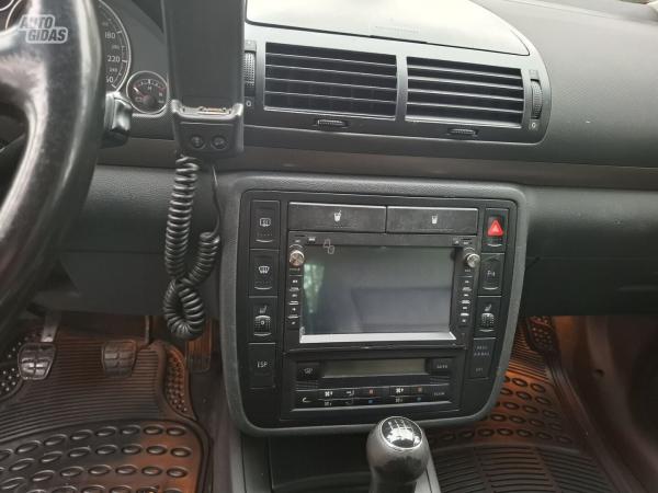 Volkswagen Sharan 2007 Ignalina, ar dzinēja tilpumu 2.00 L un nobraukumu 211 tūkst. km par 4650 €, foto 9 vietnē AUTOMOTO.COM.LV