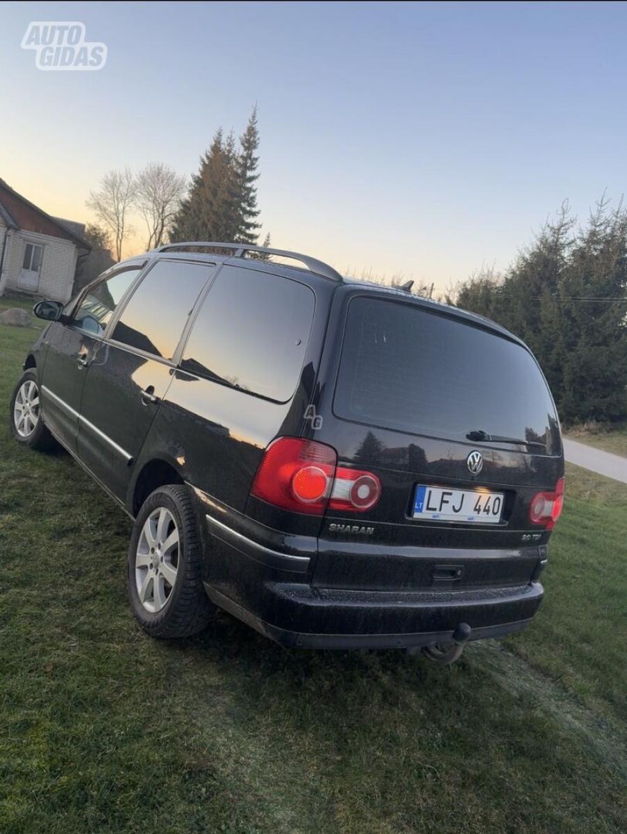 Volkswagen Sharan 2007 in Utena, with an engine capacity of 2.00 L and mileage of 245 thousand km for 3150 €, photo 1 on AUTOMOTO.COM.LV