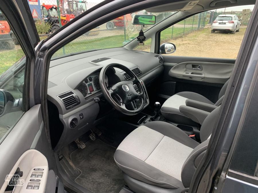 Volkswagen Sharan 2007 Kauņa, ar dzinēja tilpumu 2.00 L un nobraukumu 223 tūkst. km par 3599 €, foto 16 vietnē AUTOMOTO.COM.LV