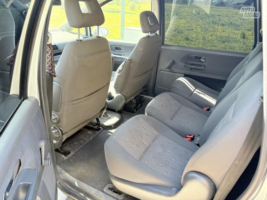 Volkswagen Sharan 2007 Kauņa, ar dzinēja tilpumu 1.90 L un nobraukumu 283 tūkst. km par 2700 €, foto 6 vietnē AUTOMOTO.COM.LV