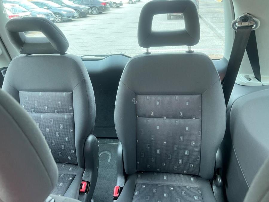 Volkswagen Sharan 2007 Viļņa, ar dzinēja tilpumu 2.00 L un nobraukumu 286 tūkst. km par 3250 €, foto 13 vietnē AUTOMOTO.COM.LV