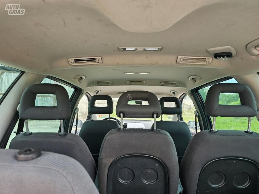 Volkswagen Sharan 2007 in Vilnius, with an engine capacity of 1.90 L and mileage of 327 thousand km for 2650 €, photo 12 on AUTOMOTO.COM.LV