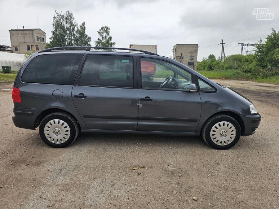 Volkswagen Sharan 2007 in Vilnius, with an engine capacity of 1.90 L and mileage of 327 thousand km for 3000 €, photo 5 on AUTOMOTO.COM.LV