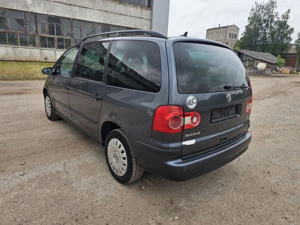 Volkswagen Sharan 2007 Viļņa, ar dzinēja tilpumu 1.90 L un nobraukumu 327 tūkst. km par 3000 €, foto 10 vietnē AUTOMOTO.COM.LV