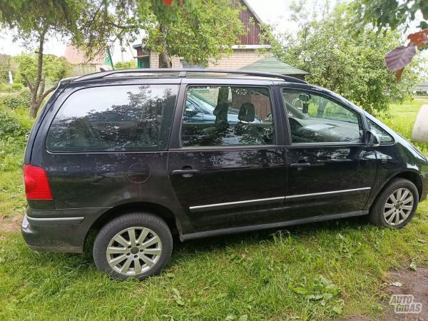 Volkswagen Sharan 2007 Viļņa, ar dzinēja tilpumu 2.00 L un nobraukumu 336 tūkst. km par 2200 €, foto 3 vietnē AUTOMOTO.COM.LV