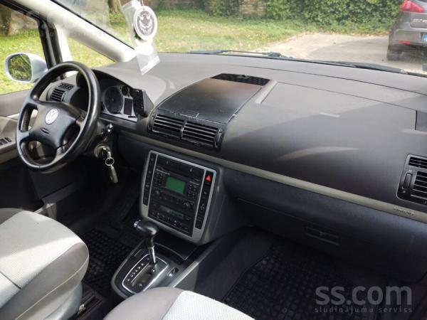 Volkswagen Sharan 2007 Rīga, ar dzinēja tilpumu 1.90 L un nobraukumu 0 tūkst. km par 3200 €, foto 9 vietnē AUTOMOTO.COM.LV
