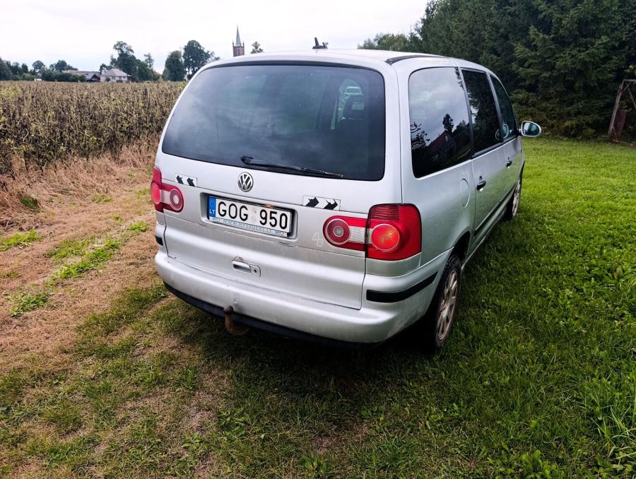 Volkswagen Sharan 2007 in Marijampole, with an engine capacity of 1.90 L and mileage of 316 thousand km for 550 €, photo 5 on AUTOMOTO.COM.LV