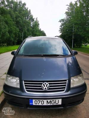 Volkswagen Sharan 2007 in Visaginas, with an engine capacity of 1.90 L and mileage of 326 thousand km for 600 €, photo 3 on AUTOMOTO.COM.LV