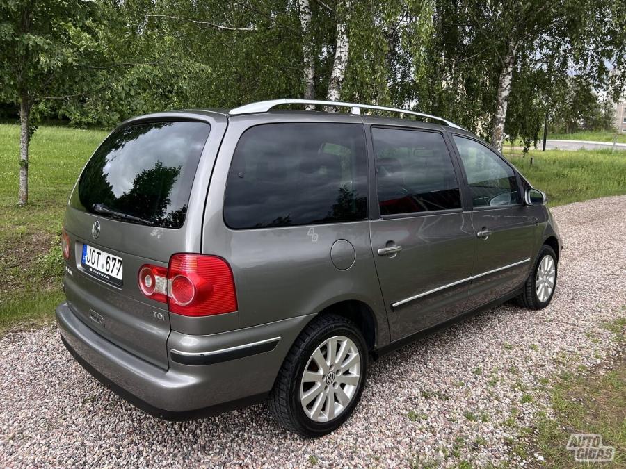 Volkswagen Sharan 2008 Alīta, ar dzinēja tilpumu 1.90 L un nobraukumu 370 tūkst. km par 2750 €, foto 5 vietnē AUTOMOTO.COM.LV