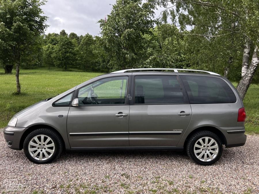 Volkswagen Sharan 2008 Alīta, ar dzinēja tilpumu 1.90 L un nobraukumu 370 tūkst. km par 2750 €, foto 7 vietnē AUTOMOTO.COM.LV