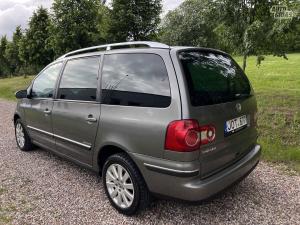 Volkswagen Sharan 2008 Alīta, ar dzinēja tilpumu 1.90 L un nobraukumu 370 tūkst. km par 2750 €, foto 8 vietnē AUTOMOTO.COM.LV