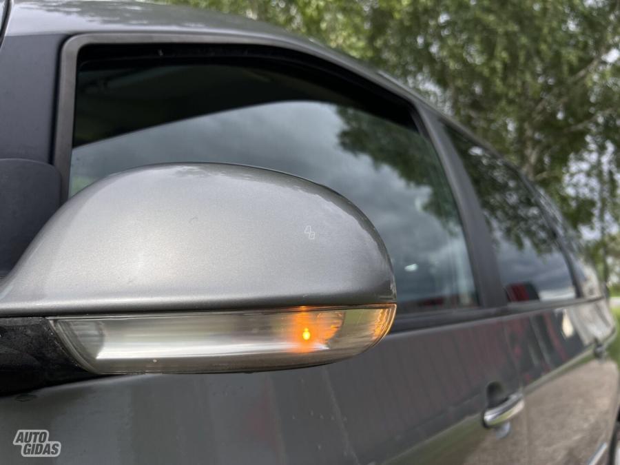 Volkswagen Sharan 2008 Alīta, ar dzinēja tilpumu 1.90 L un nobraukumu 370 tūkst. km par 2750 €, foto 21 vietnē AUTOMOTO.COM.LV