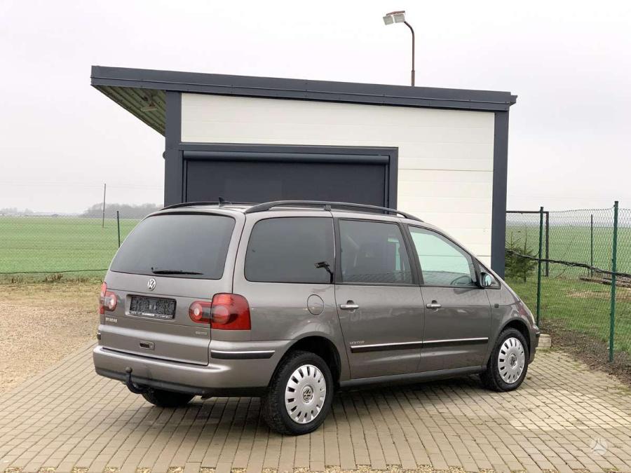 Volkswagen Sharan 2009 Kėdainiai, ar dzinēja tilpumu 1.97 L un nobraukumu 244 tūkst. km par 4399 €, foto 5 vietnē AUTOMOTO.COM.LV