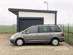 Volkswagen Sharan 2009 Kėdainiai, ar dzinēja tilpumu 1.97 L un nobraukumu 244 tūkst. km par 4399 €, foto 9 vietnē AUTOMOTO.COM.LV