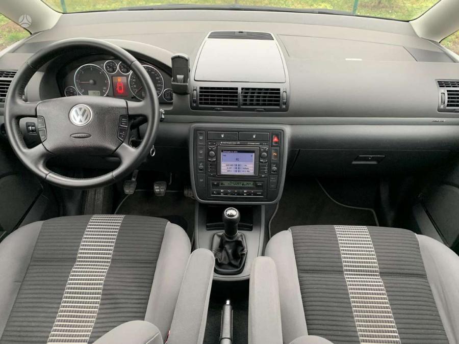 Volkswagen Sharan 2009 Kėdainiai, ar dzinēja tilpumu 1.97 L un nobraukumu 244 tūkst. km par 4399 €, foto 11 vietnē AUTOMOTO.COM.LV
